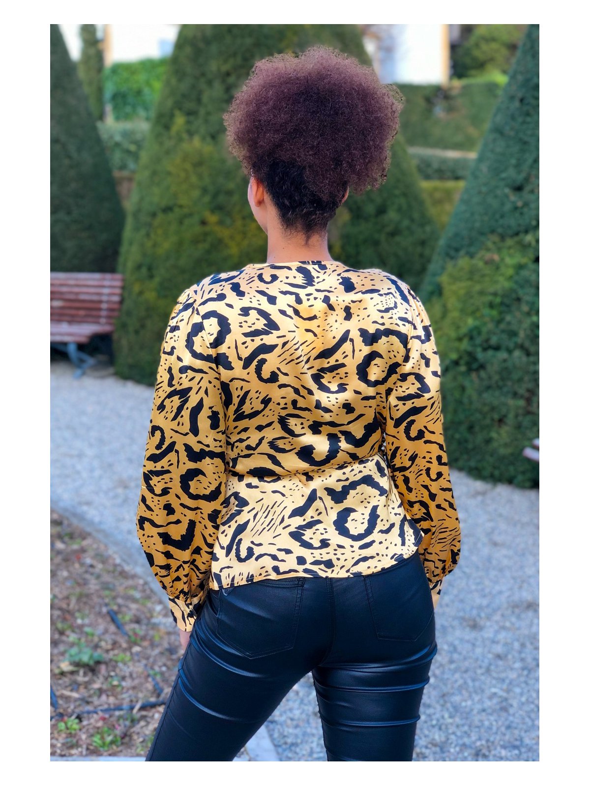 Blouse manches longues en satin, imprimé animal