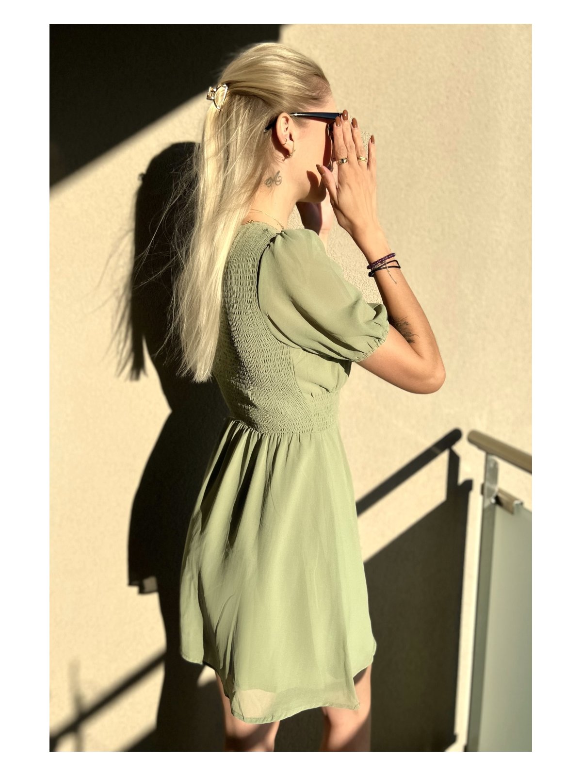 Mini robe évasée de couleur sauge