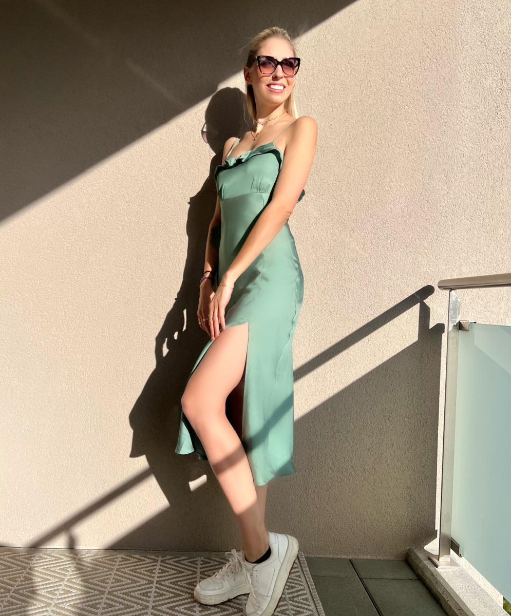 Comment porter votre robe en soie en toute occasion - Cherry Flower